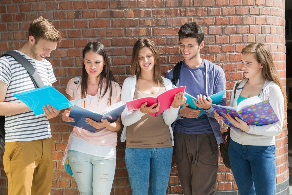 The Benefits of Junior Boards